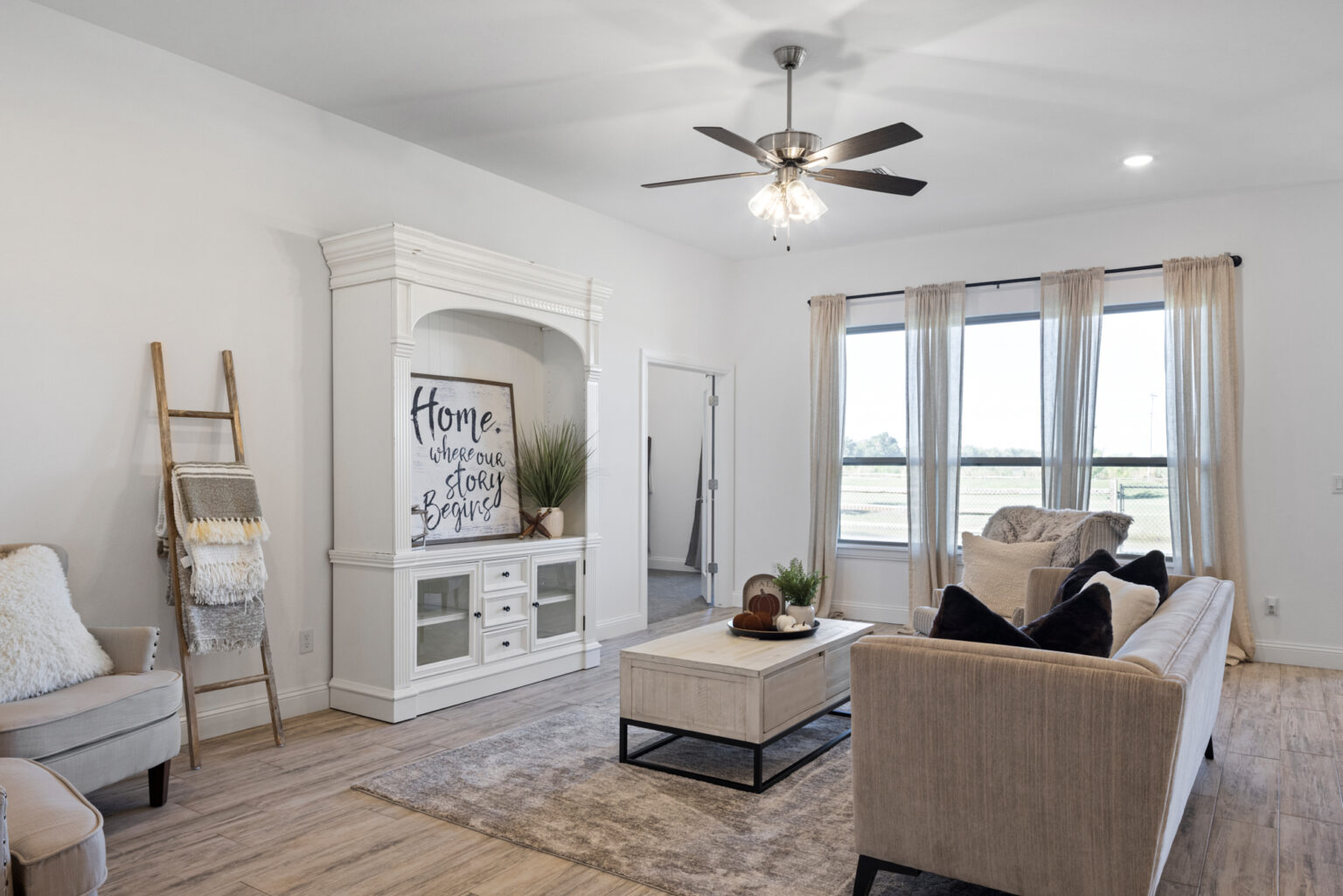 3 Bed, 2 Bath, 2 Car Garage - Maverick Floor Plan | Landmark Fine Homes