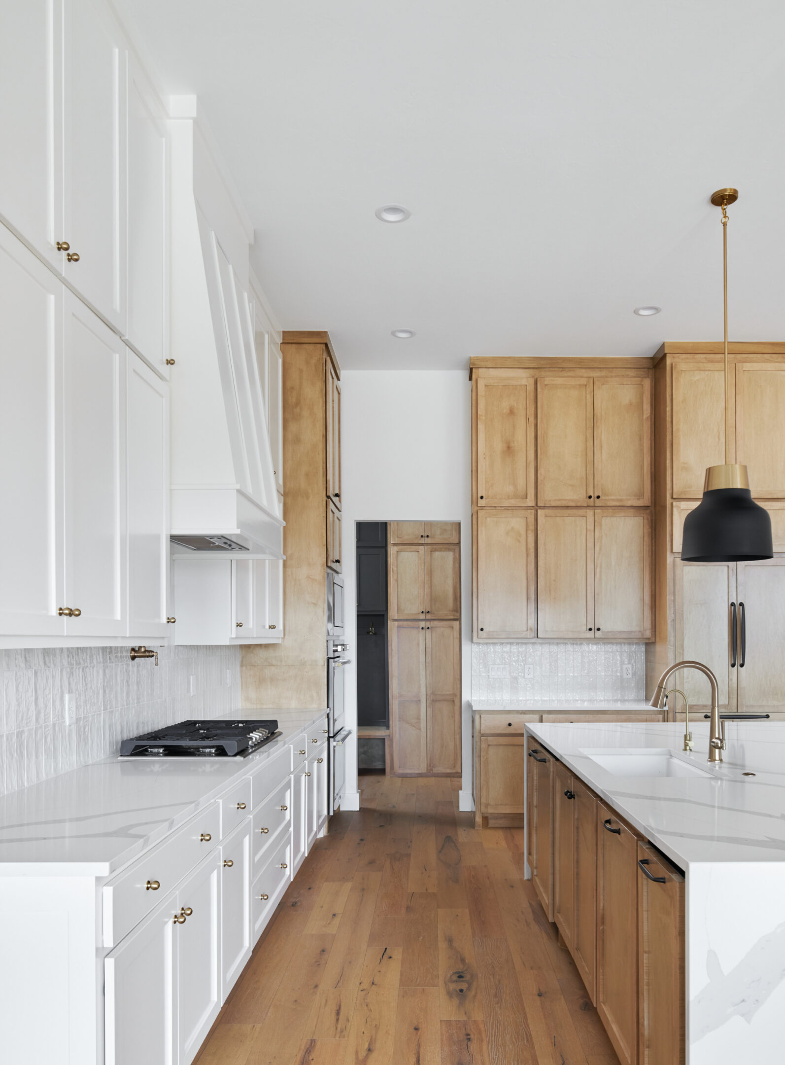 Kitchens - Landmark Fine Homes