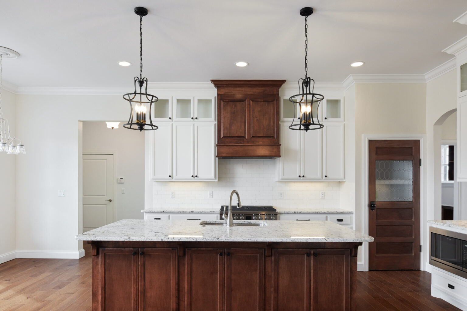 Kitchens - Landmark Fine Homes